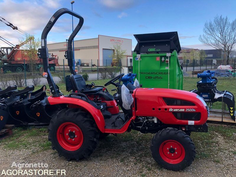 Prodaje se Branson 2500H mini traktor na aukciji