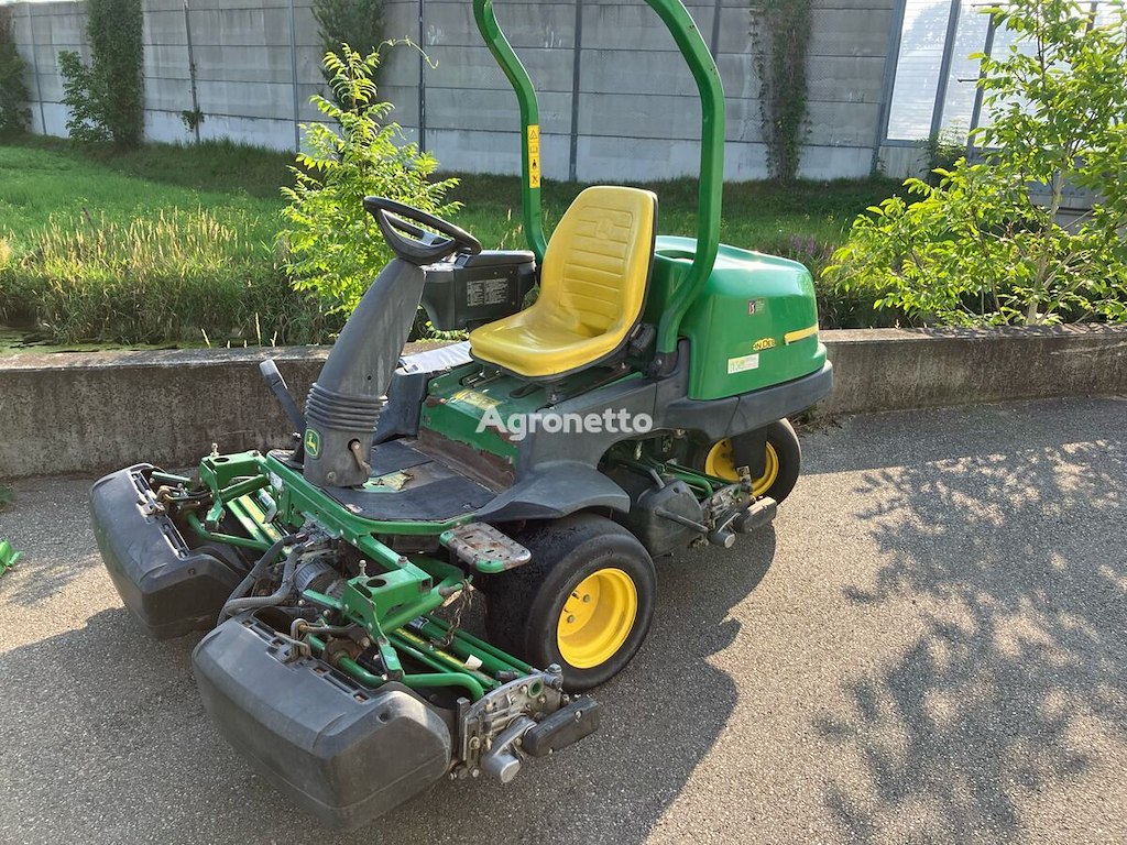 John Deere Greenmäher 2500E traktor kosilica