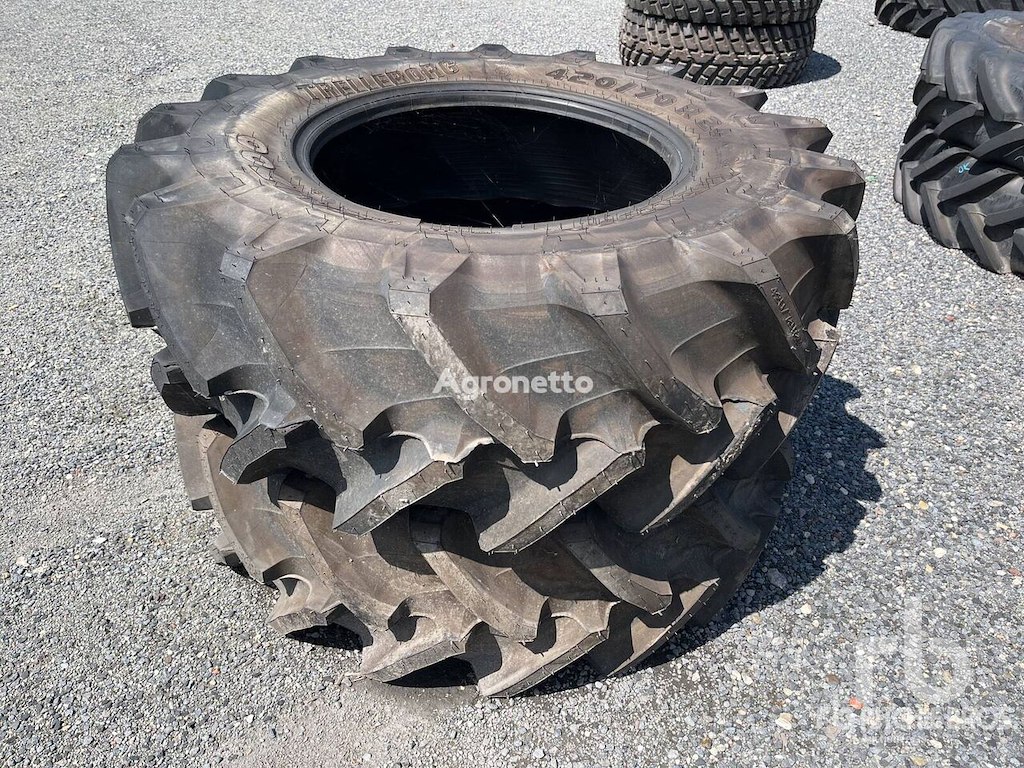 Prodaje se Trelleborg 420/70R24 Quantity of (2) TL 130 B TM700 gumu za traktore na aukciji