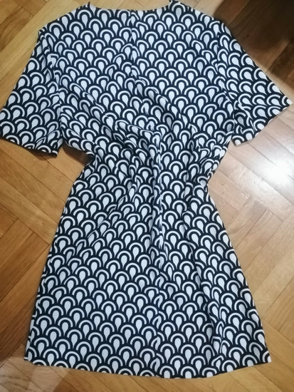 Zara mini haljinica