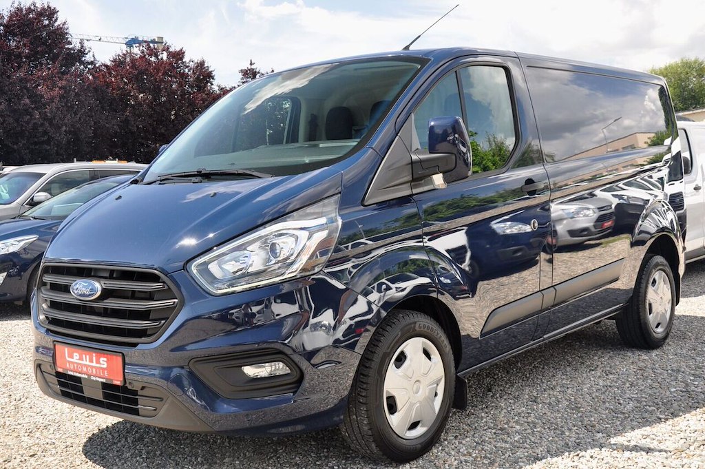 Ford Transit Custom Van Automat minibus furgon