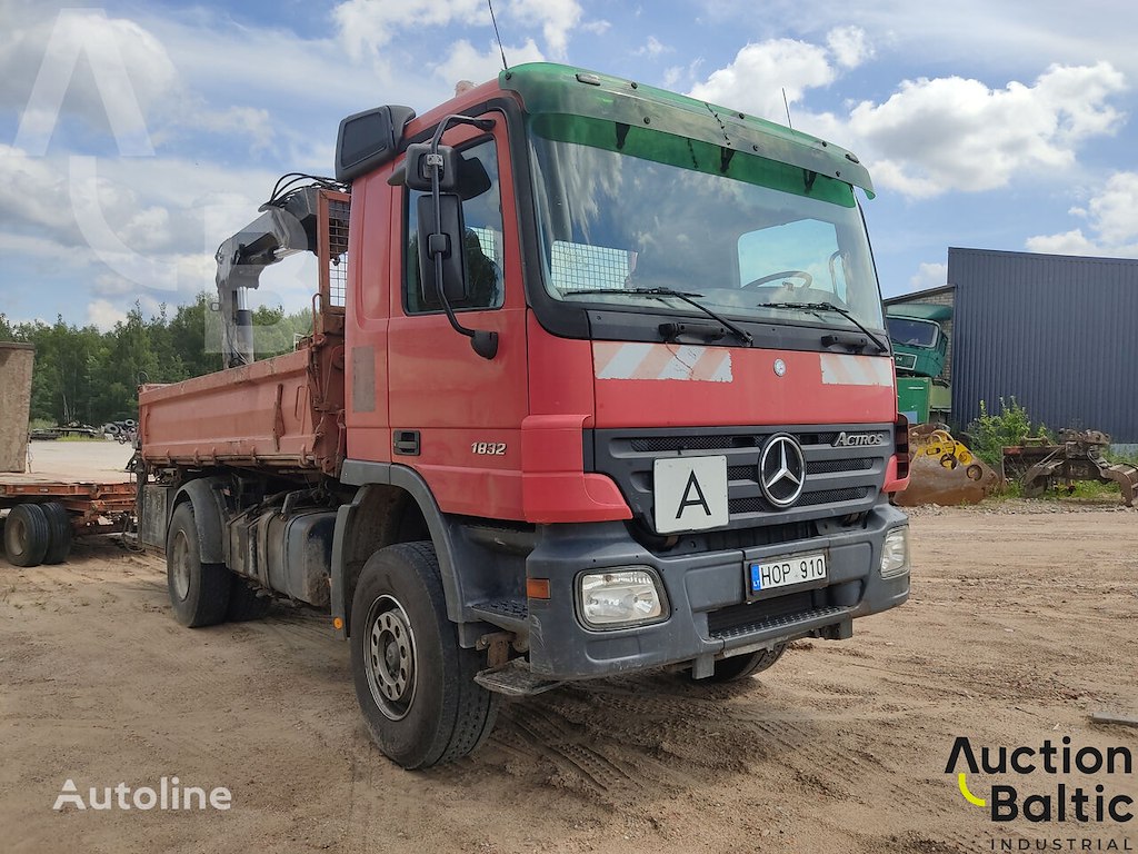 Prodaje se Mercedes-Benz Actros 1832 kiper na aukciji