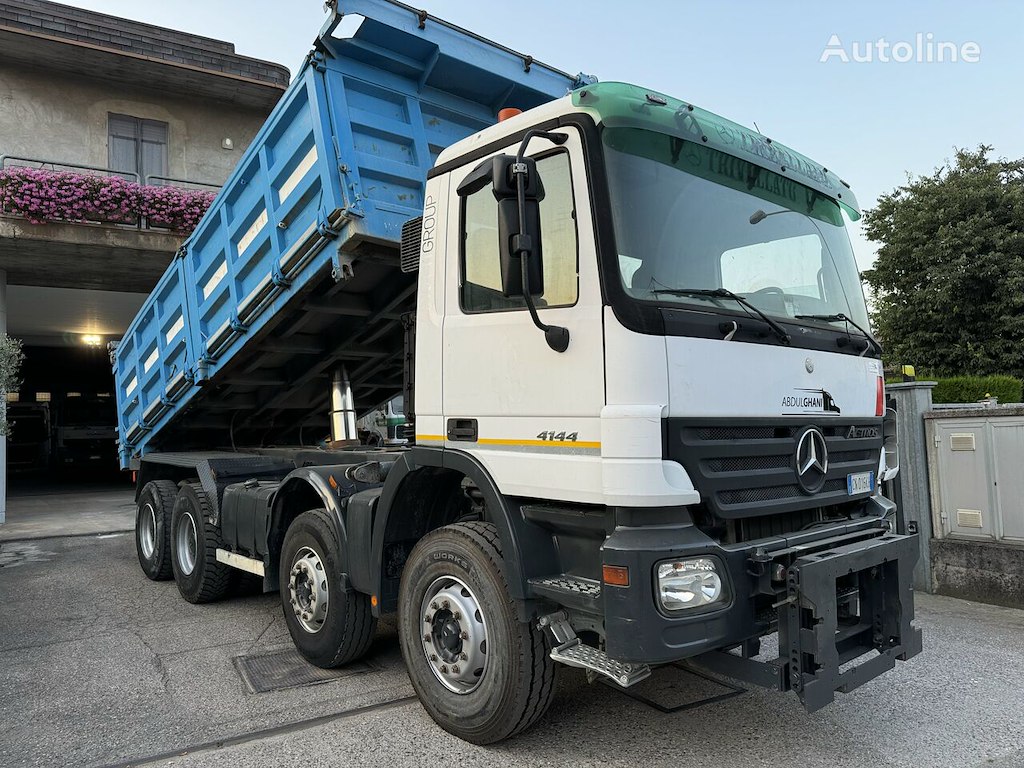 Mercedes-Benz Actros 4144 kiper