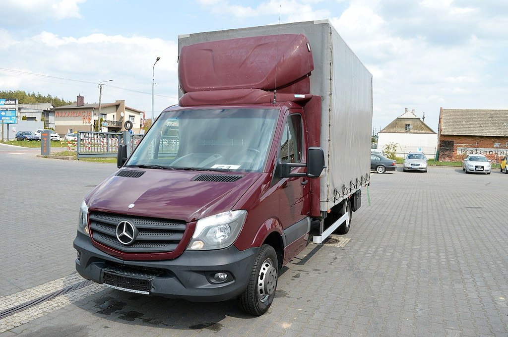 Mercedes-Benz Sprinter 519 CDI kamion s ceradom < 3.5t