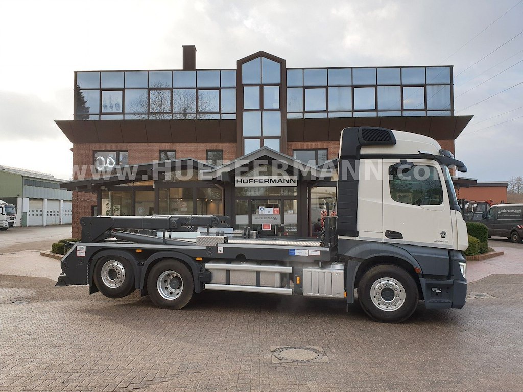 Mercedes-Benz Actros 2545 6x2 SASK 26.18 Silo-Absetzkipper kamion autopodizač kontejnera