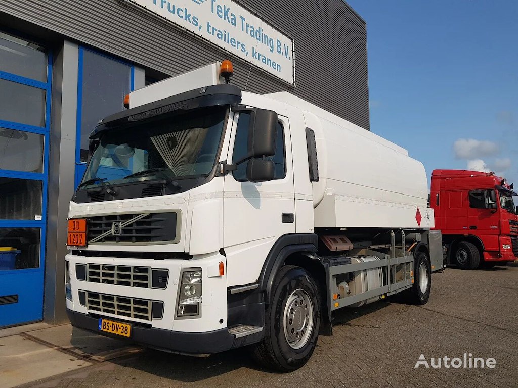 Volvo FM 9.340 Petrol, Diesel 17000 Ltr. 3 Compartementen autocisterna