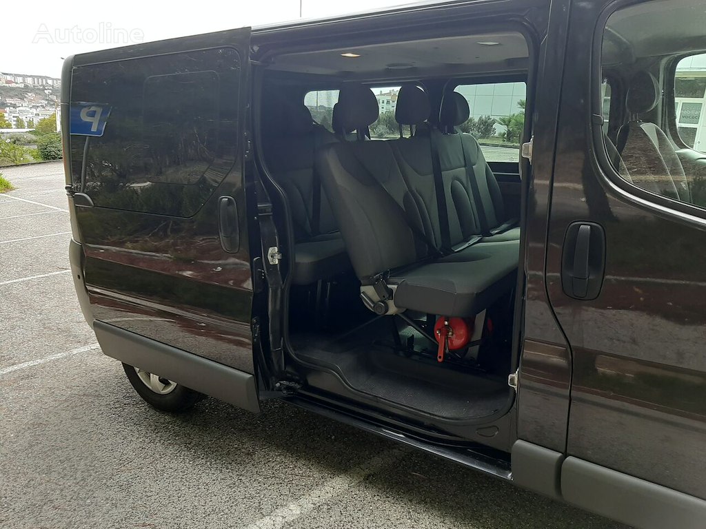 Renault Trafic turistički autobus