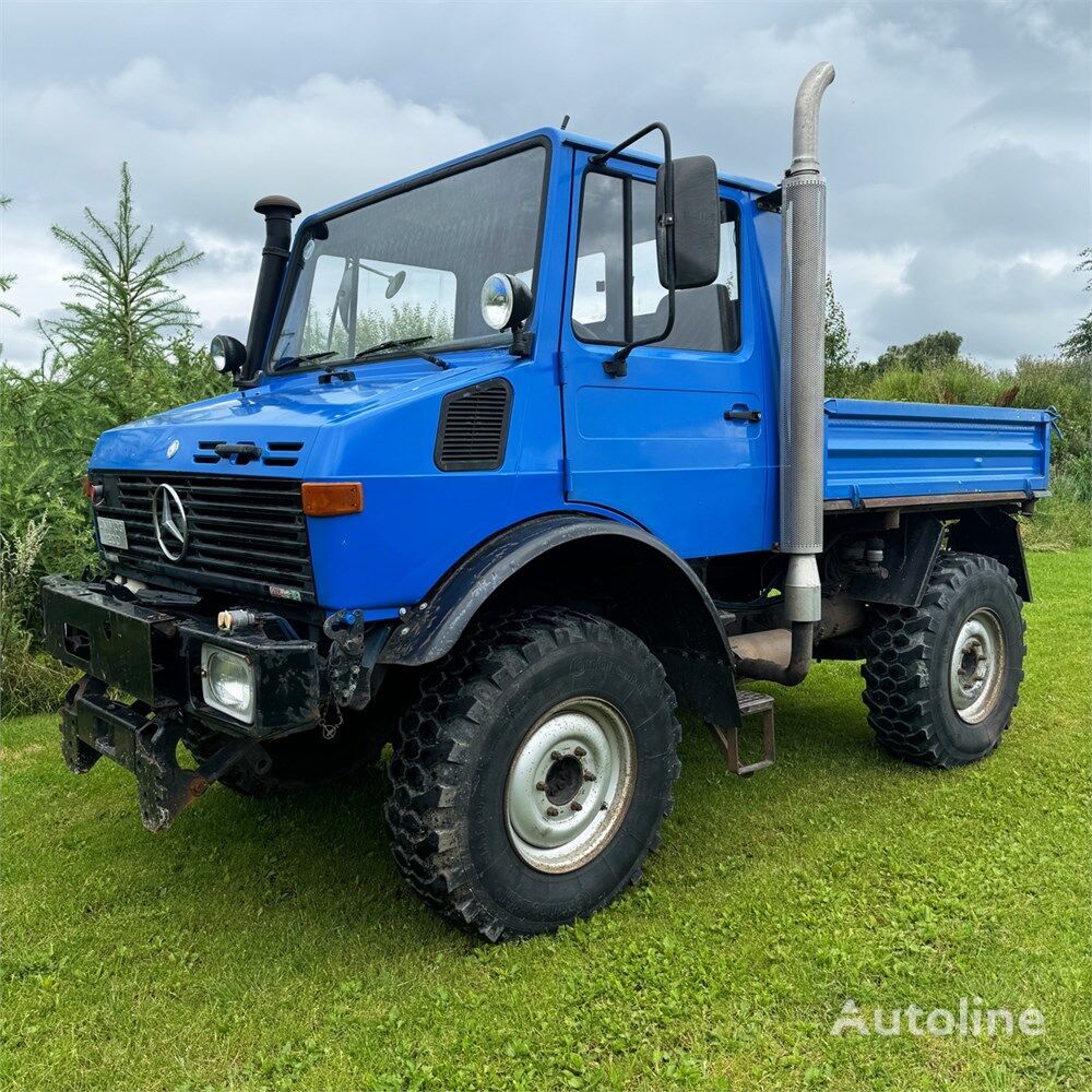 Prodaje se Mercedes-Benz Unimog U 1200 univerzalnu komunalnu mašinu na aukciji