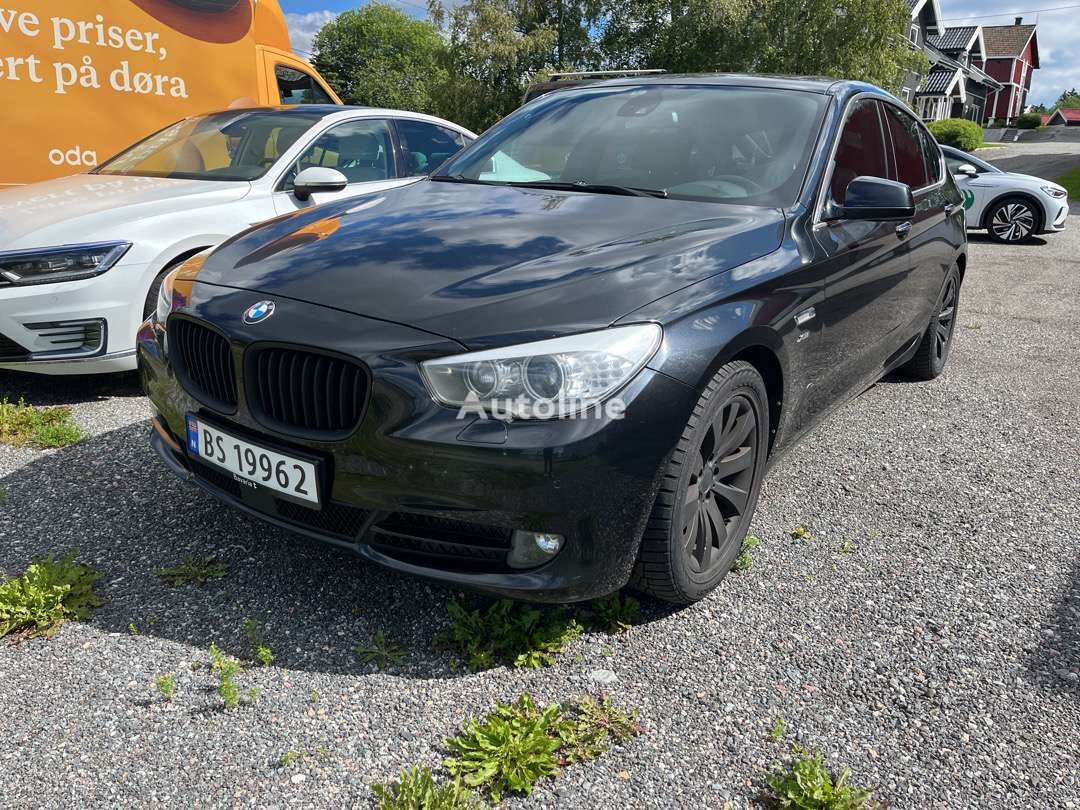 Prodaje se BMW 530D xdrive karavan na aukciji