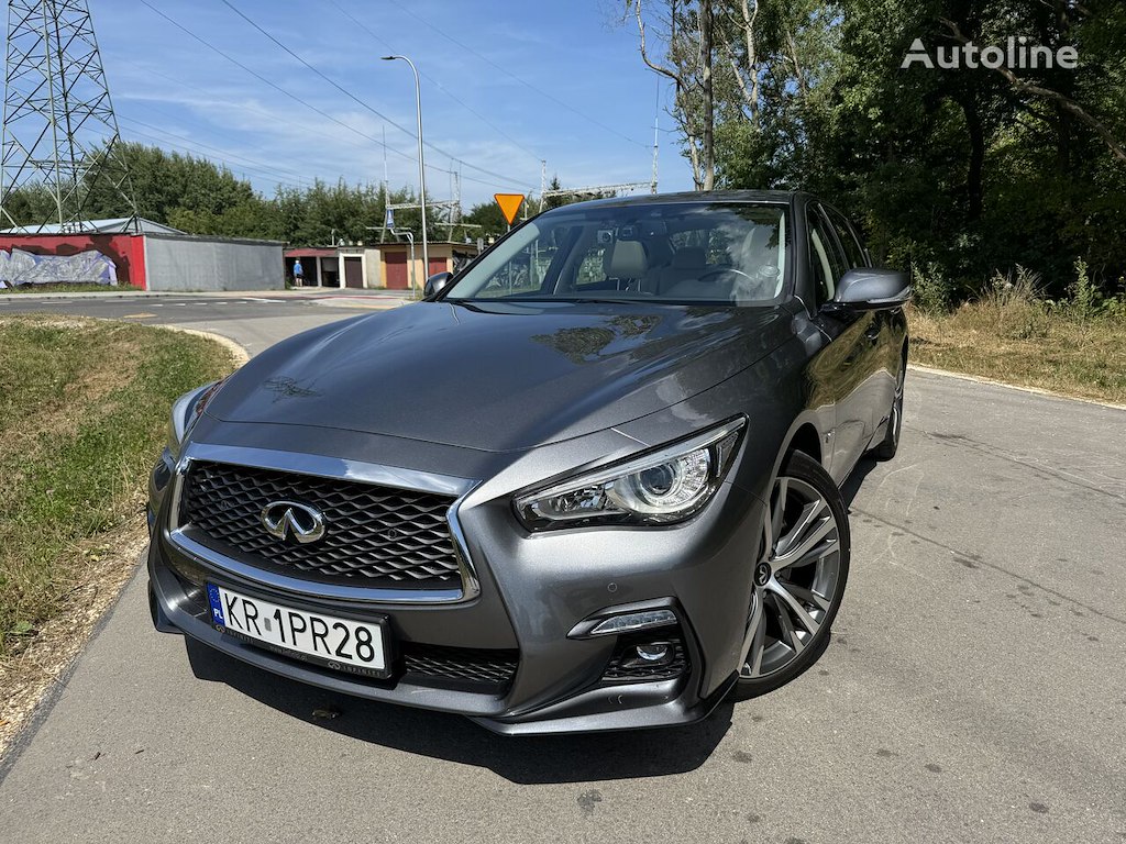 Infiniti Q50S limuzina