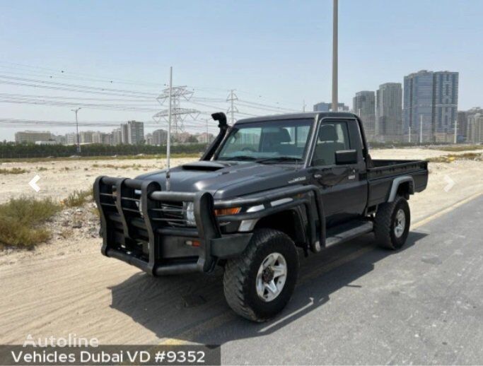 Toyota LANDCRUISER PICKUP pikap