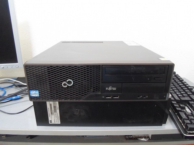 Fujitsu Esprimo E510 E85+ CPU Intel I3-3220/8GB/320GB