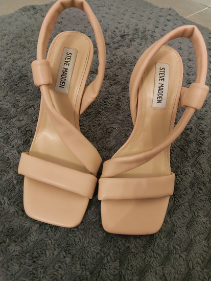 Steve Madden sandale na štiklu