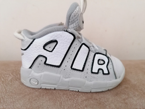 AIR NIKE UPTEMPO patike 22/12