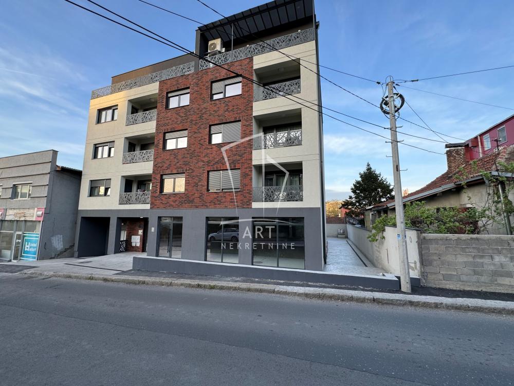 Odličan lokal , u novogradnji na Voždovcu, 66+ 27m2 ID#8245 900 €