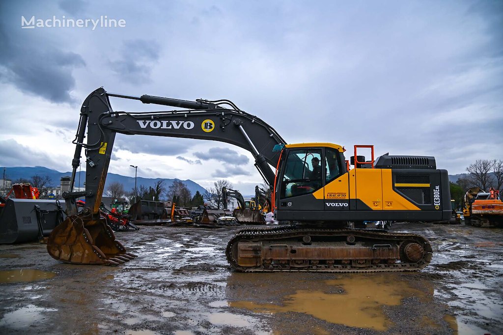 Volvo EC380ENL bager guseničar