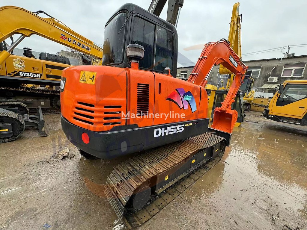 Doosan DH55 bager guseničar