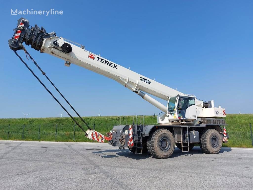 Terex RT90 pokretna dizalica