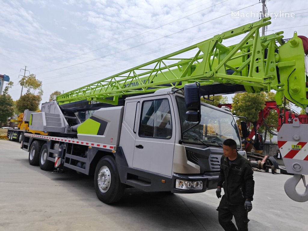 Zoomlion used ztc251v used 25t truck crane pokretna dizalica