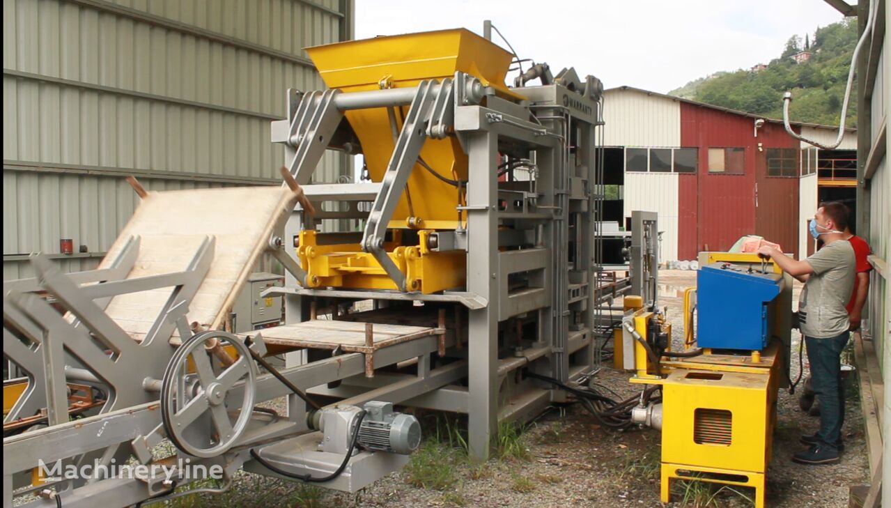 Variant Machine used Paver Block Machine 8 blocks per press oprema za proizvodnju betonskih blokova