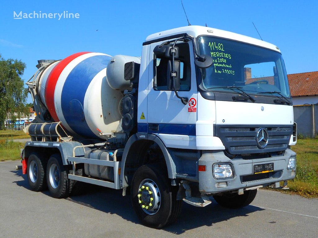 Cifa na šasiji Mercedes-Benz Actros 3336 AK kamion s mešalicom za beton