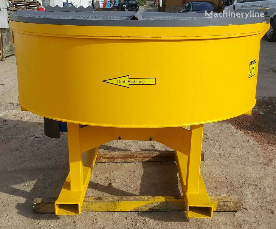 Nova Betonmischer / Electric concrete mixer / Malaxeur à béton 1000 l betonska mešalica