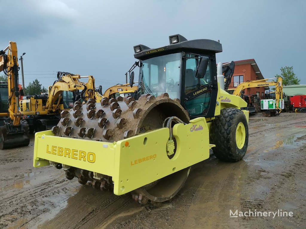 BOMAG Lebrero X6 Sheep drum kompaktor s jednim valjkom