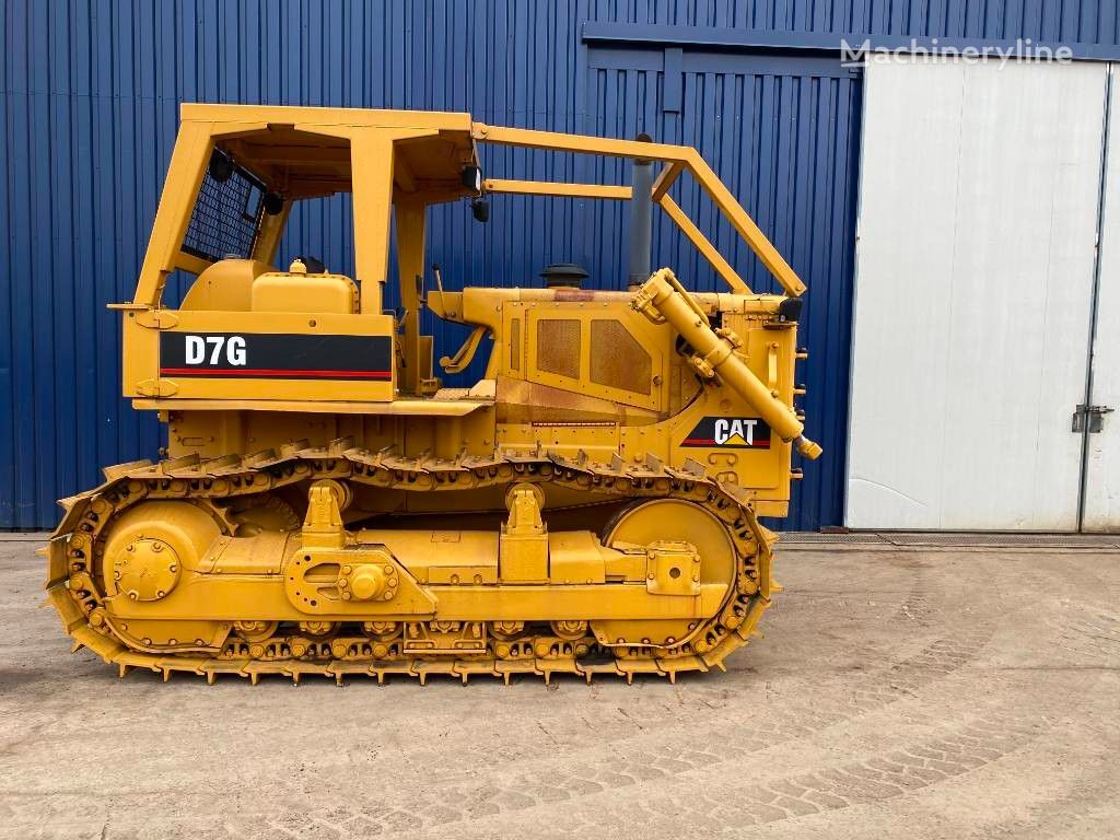 Caterpillar D 7 G buldožer