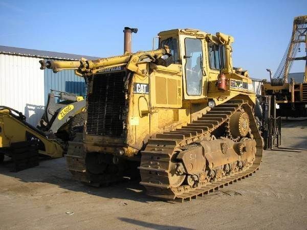 Caterpillar D8N buldožer