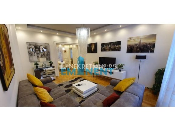 Vračar, Kalenić pijaca, Kalenićeva, 3.0, 100m2, 1550 EUR