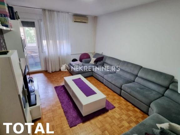 Trosoban stan NOVI SAD, 221090€