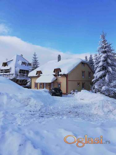 Kopaonik, Naselje Treska, kuća, 9 apartmana ID#17477