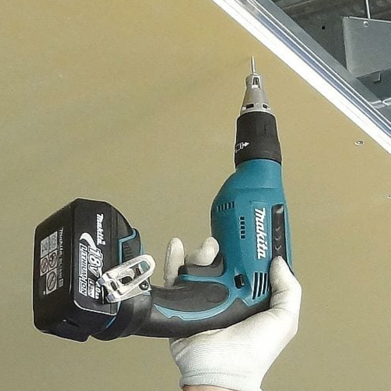 Makita Akumulatorski zavrtač 18V, DFS451RFE