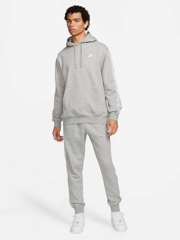 NIKE M NK CLUB FLC GX HD TRACK SUIT
14600 RSD 11680 RSD