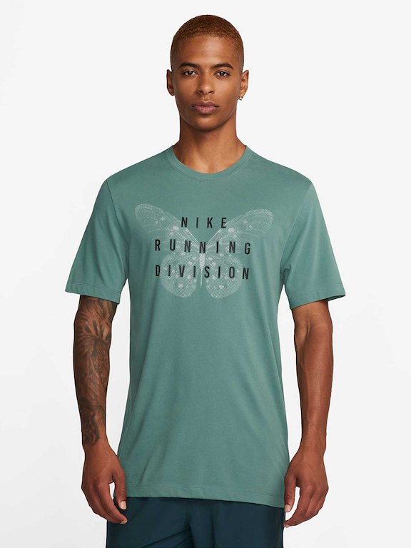 NIKE M NK DF TEE RUN DIVISION
3716 RSD 
4645 RSD -20% The lowest price in the last 30 days*
4645 RSD -20% The lowest price in the last 30 days*
4645 RSD -20% Redovna cena