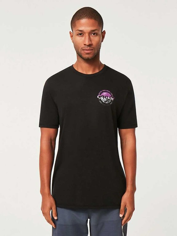 OAKLEY Muška majica INNER CIRCLE Tee
3330 RSD 
4163 RSD -20% The lowest price in the last 30 days*
4163 RSD -20% The lowest price in the last 30 days*
4163 RSD -20% Redovna cena