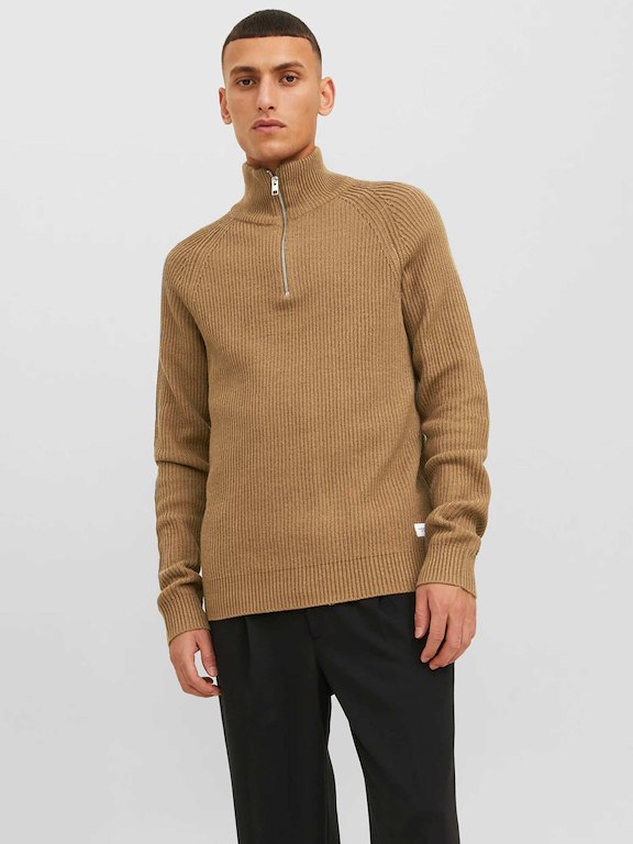 JACK & JONES PANNEL Sweater
3574,00 RSD 
4765,00 RSD (-25%) Najniža cena u poslednjih 30 dana*
4765,00 RSD (-25%) Najniža cena u poslednjih 30 dana*
4765,00 RSD (-25%) Redovna cena