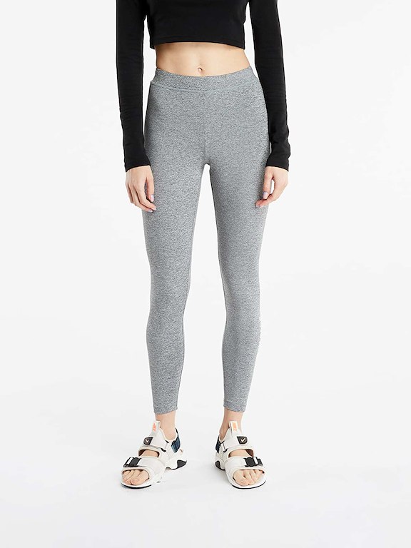 THE NORTH FACE Helanke ZUMU Leggings
4295 RSD 
5369 RSD -20% The lowest price in the last 30 days*
5369 RSD -20% The lowest price in the last 30 days*
5369 RSD -20% Redovna cena