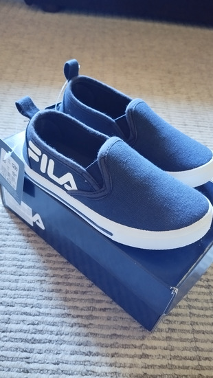 Fila patike 25