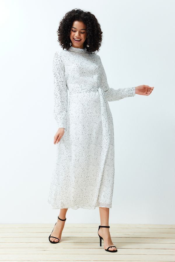 TRENDYOL WHITE TEXTURED QUALITY POLKA DOT LINED WOVEN DRESS