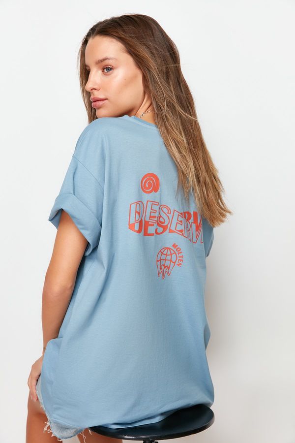 TRENDYOL INDIGO 100% COTTON BACK MOTTO PRINTED OVERSIZE/CASUAL FIT CREW NECK KNITTED T-SHIRT