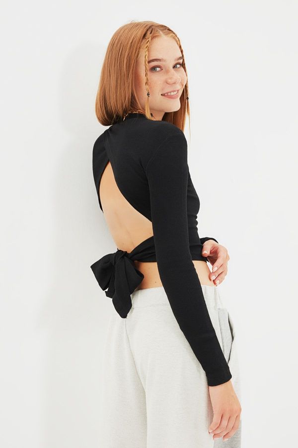 TRENDYOL BLACK DECOLLETE DECOLLETE TIE DETAILED FITTED CREW NECK CROP RIBBED ELASTIC KNITTED BLOUSE