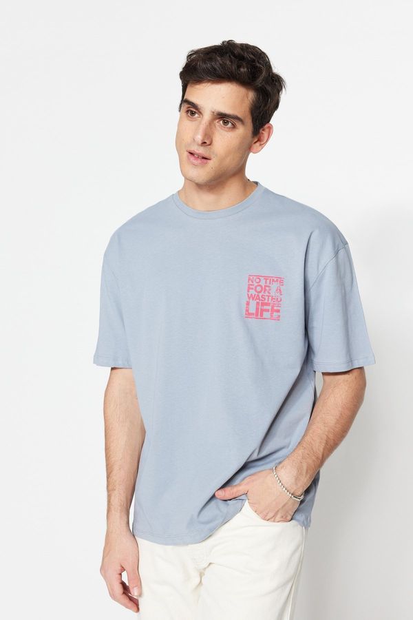 TRENDYOL GRAY RELAXED/CASUAL FIT CREW NECK TEXT PRINTED 100% COTTON T-SHIRT