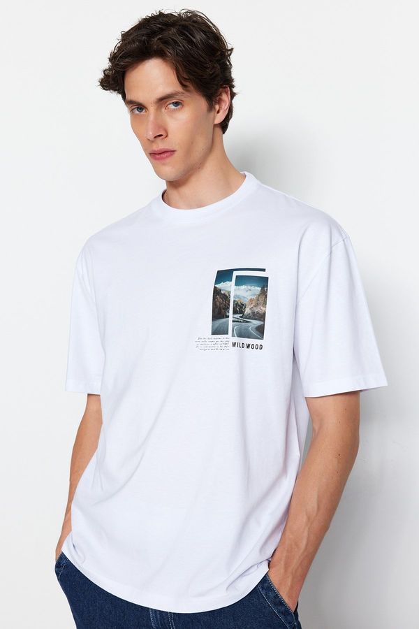 TRENDYOL WHITE RELAXED FIT CREW NECK SHORT SLEEVE LANDSCAPE PRINTED T-SHIRT