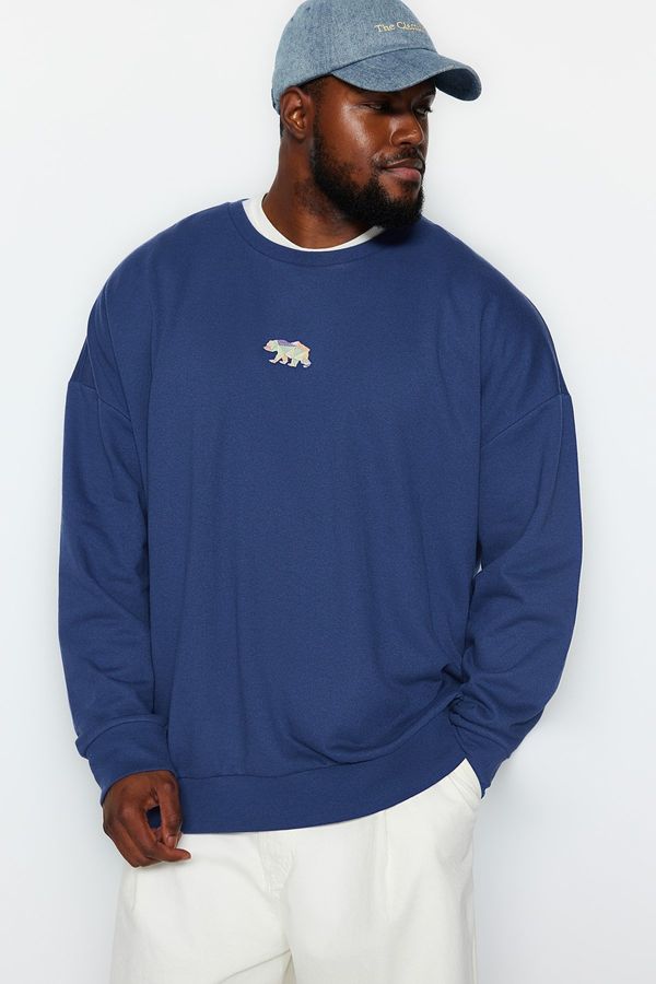 TRENDYOL NAVY PLUS SIZE OVERSIZE/WIDE-FIT ANIMAL EMBROIDERED INNER FLEECE SWEATSHIRT
