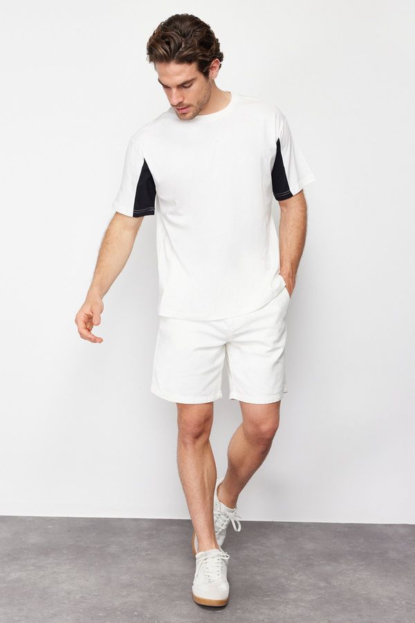 TRENDYOL ECRU RELAXED/COMFORTABLE CUT COLOR BLOCK 100% COTTON T-SHIRT