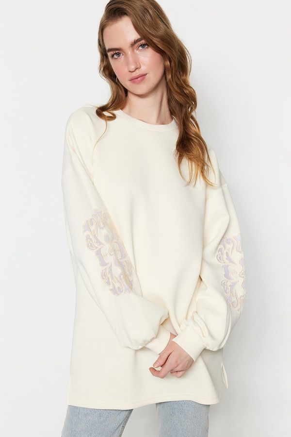 TRENDYOL ECRU SLEEVE EMBROIDERY DETAILED SCUBA KNITTED SWEATSHIRT