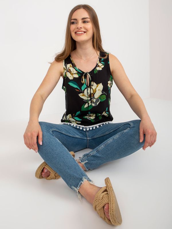 BLACK SUMMER BLOUSE WITH SLEEVELESS FLOWERS