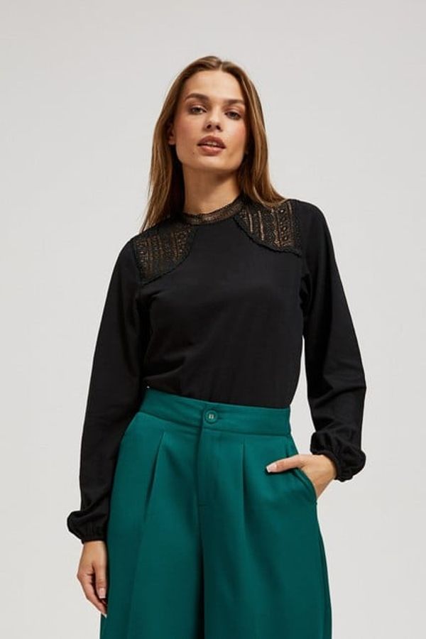 BLOUSE WITH DECORATIVE LACE