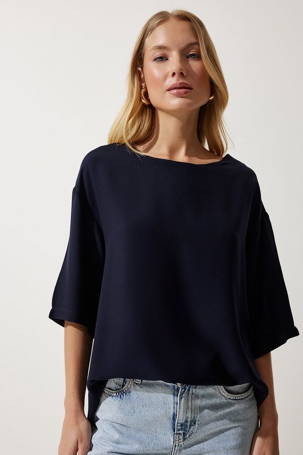 HAPPINESS İSTANBUL WOMEN'S NAVY BLUE CREW NECK FLOWY VISCOSE BLOUSE